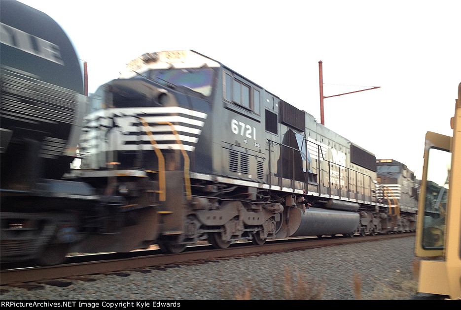 NS SD60I #6721 on 14G